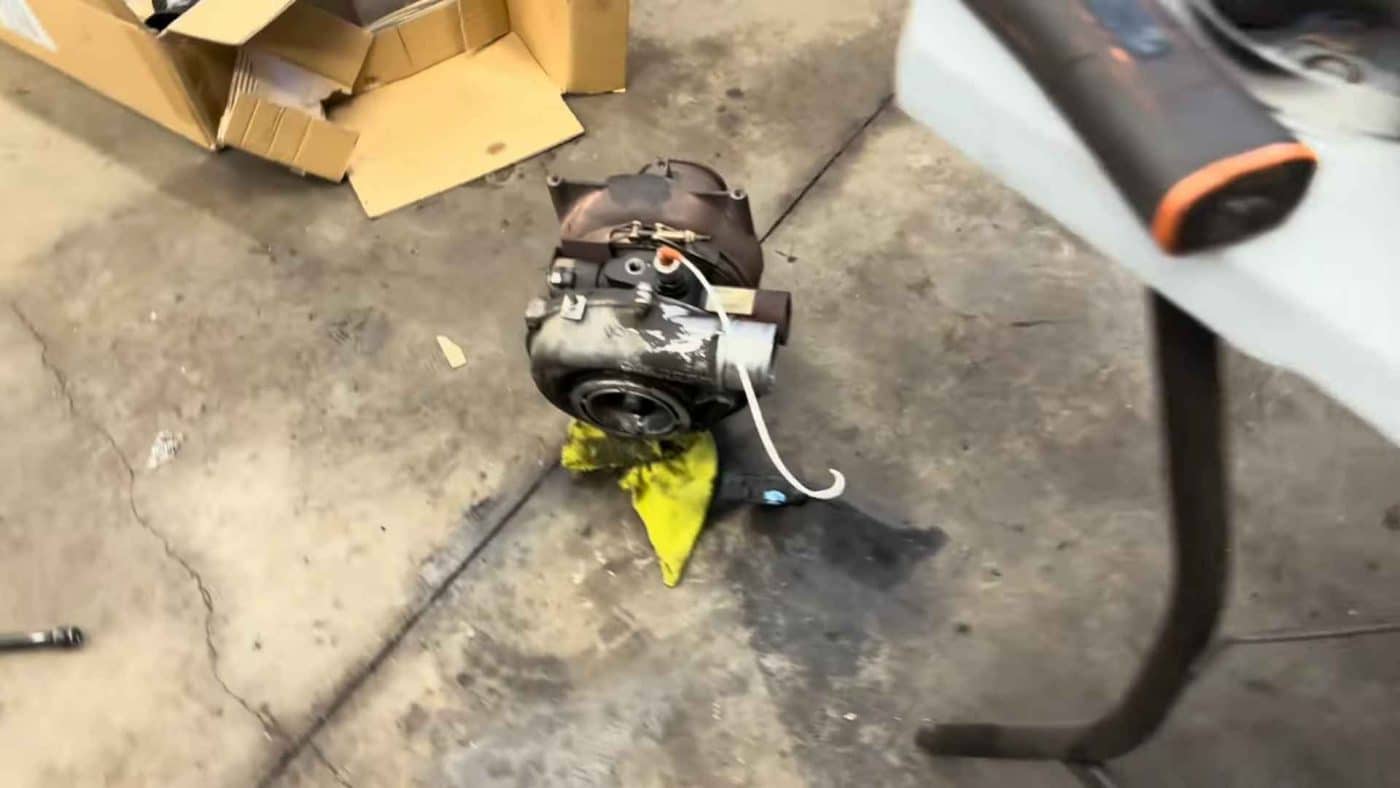 Loudest Duramax 9 Blade Turbo I Could Find! You Have To Hear This ...